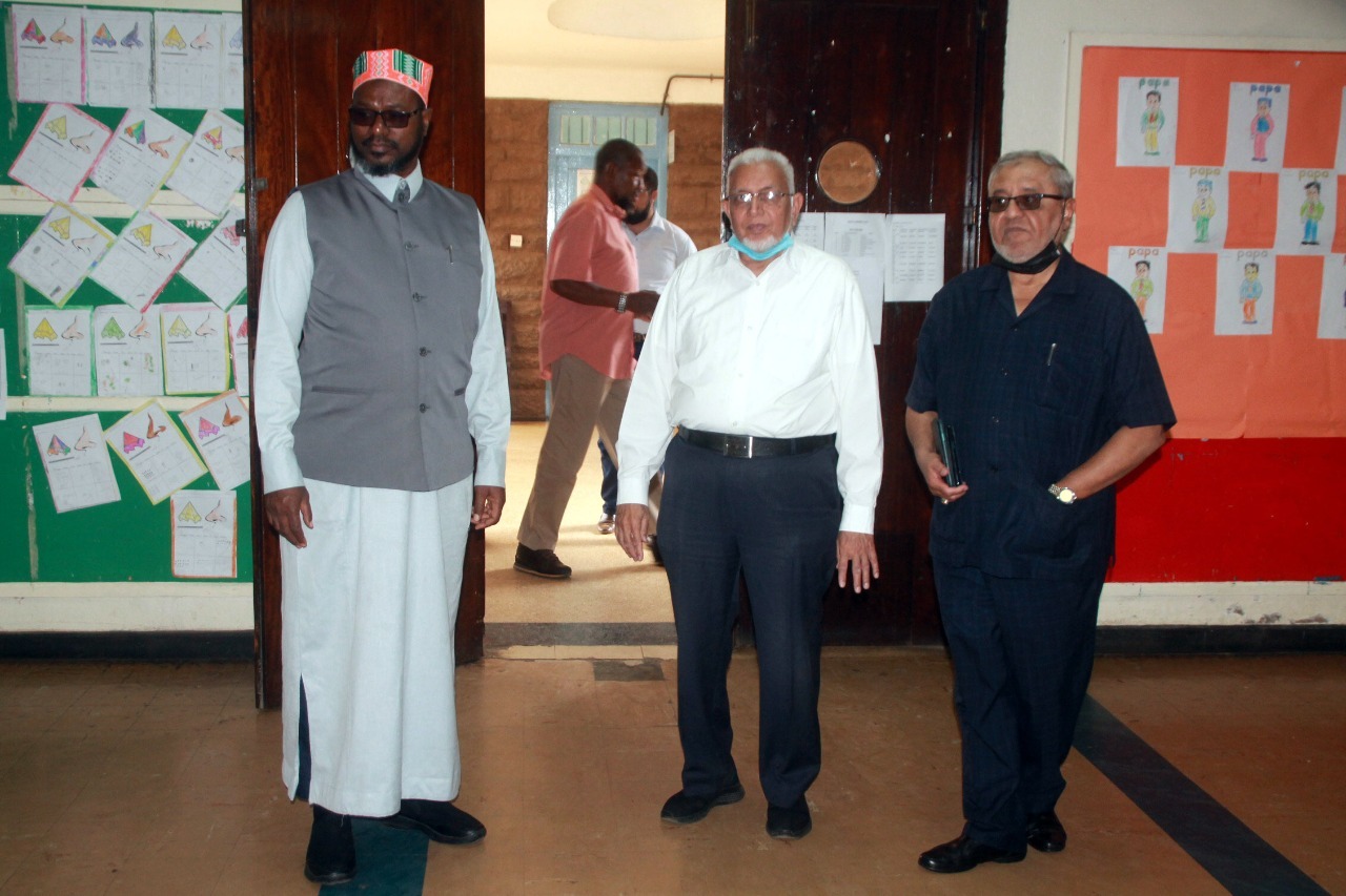 IOU VC visits the The Islamia Madrassa Society | International Open ...