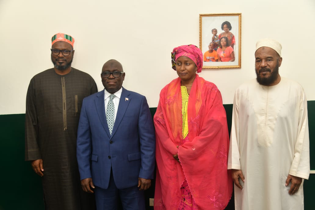 Liberian Minister of Internal Affairs meets IOU Chancellor and Vice ...