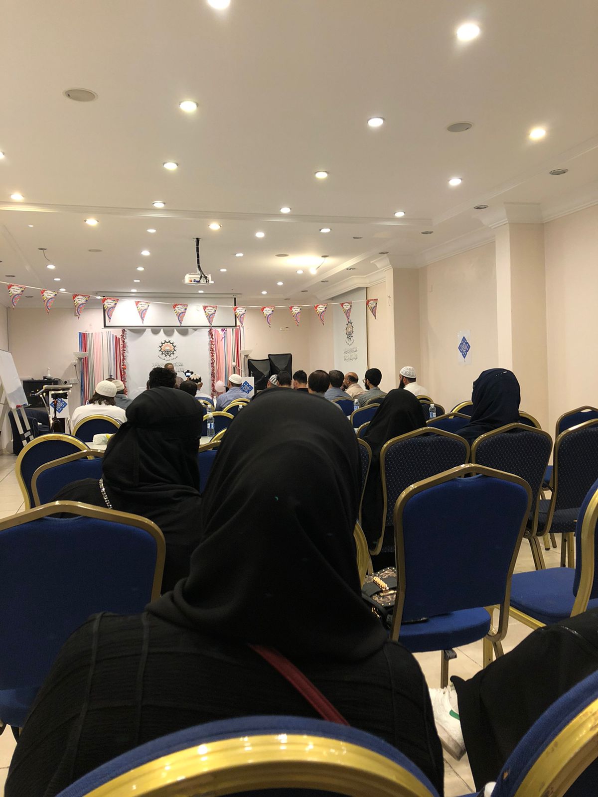 Dr Bilal Philips meets IOU Student Committee, Jeddah | International ...